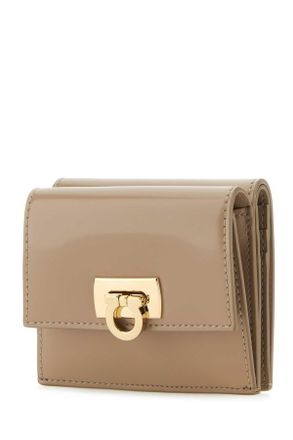 Ferragamo Womens Beige Leather Wallet Portafogli