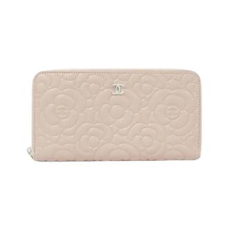 Chanel Portefeuille long pr&eacute;-poss&eacute;d&eacute; en cuir de ch&egrave;vre finition satin&eacute;e - Femme - Pre-owned - Beige - Taille: ONE Size