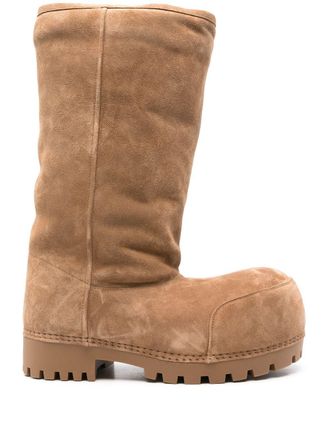 Balenciaga bottines en cuir &agrave; plaque logo - Marron