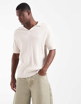 Capo Polohemd in Steinbeige mit verdrehtem Zopfmuster und offenem Kragen-Neutral