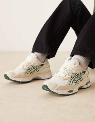 Asics Gel-NYC - Baskets - Ivoire/vert for&ecirc;t-Blanc