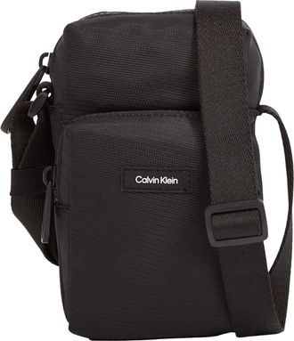 Calvin Klein CK Must T Reporter XS CK Black