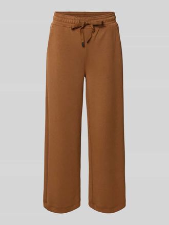 Soyaconcept Wide Fit Sweatpants in verk&uuml;rzter Passform Modell Banu
