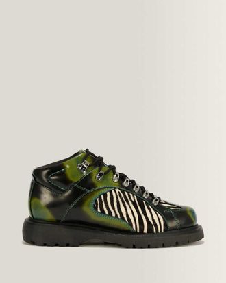 Dr. Martens Wayborne Brain Dead Leder Stiefel in Schwarz, Gr&ouml;&szlig;e: 36