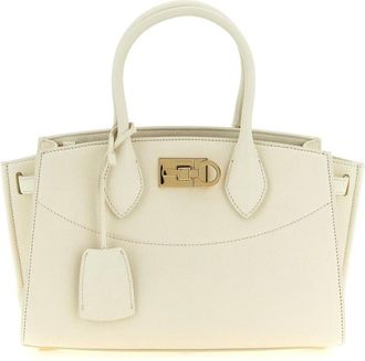 Ferragamo Sac port&eacute; main Gancini Lock - Femme - Sacs - Blanc - Taille: ONE Size