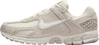 Nike Nike Zoom Vomero 5 Chaussures pour homme (HF1553-100, marron clair/marron Orewood clair), Marron Orewood clair/marron clair, 42.5 EU