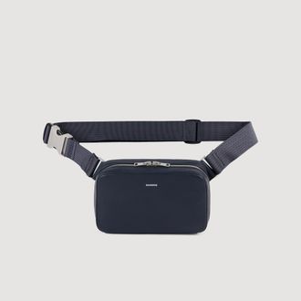 Sandro Kleine Tasche aus genarbtem Leder