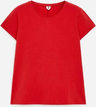 Arket Schmales T-Shirt Mit Fl&uuml;gel&auml;rmeln -Rot