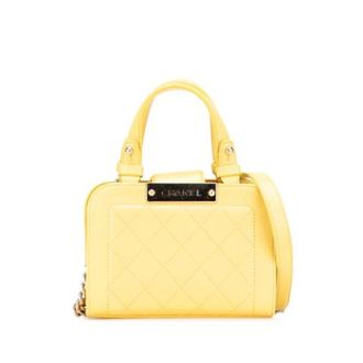 Chanel Sac bandouli&egrave;re matelass&eacute; en cuir de veau doccasion - Femme - Pre-owned - Jaune - Taille: ONE Size