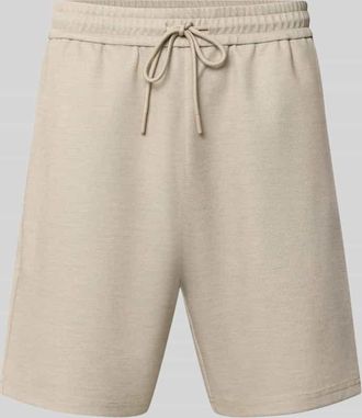 Review Straight Fit Shorts mit Viskose-Anteil
