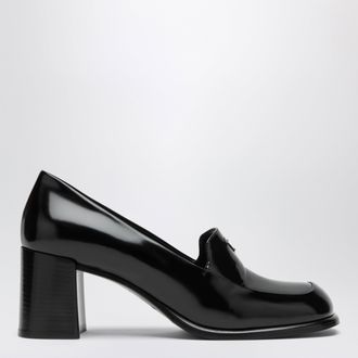 Prada Schwarze Loafer mit Absatz aus geb&uuml;rstetem Leder
