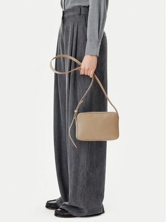Calvin Klein Handtasche Embossed Logo Camera Bag K60K612555 Dunkelbeige