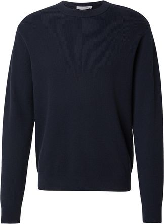 Dan Fox Apparel Pullover Luis