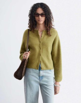 & Other Stories Strickjacke aus Alpaka und Wolle mit Knopfleiste in Olivgr&uuml;n