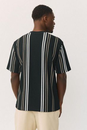 Next T-Shirt Edles T-Shirt mit vertikalen Streifen (1-tlg)