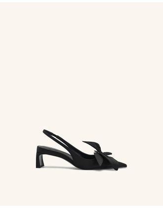 JW PEI Queena escarpins slingback &agrave; appliqu&eacute;s floraux noirs