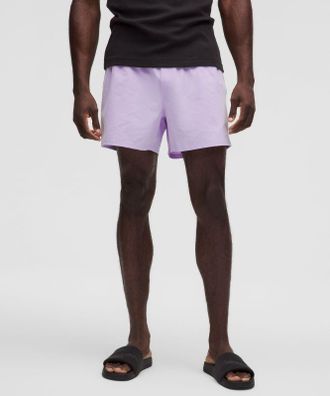 lululemon Badeshorts Ohne Liner für Männer - 13 cm - Größe XS in Lavender Frost