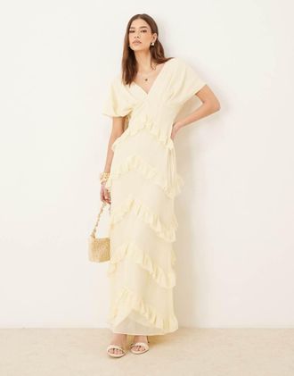 Pretty Lavish Strukturiertes Chiffon-Maxikleid in Zitronengelb mit R&uuml;schen
