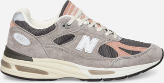 New Balance Made in UK 991v2 Sneakers Elephant Skin / Cork / Dark Gull Grey