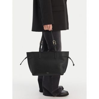 Furla Handtasche Furla Ava M WB02069 BX4329 CN 3924S Schwarz