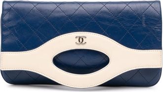 Chanel Clutches - Small Bicolor Aged Calfskin 31 Pouch - Gr. unisize - in Blau - für Damen