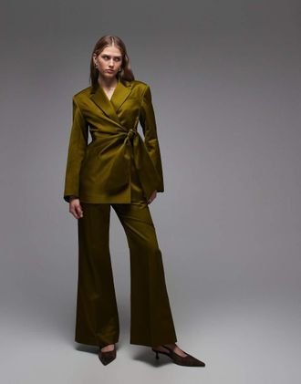 & Other Stories Pantalon densemble ajust&eacute; en satin - Olive-Vert