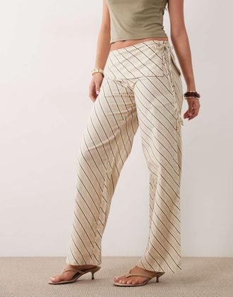 Motel Faria - Pantalon ray&eacute; &agrave; taille rabattue - Beige-Marron
