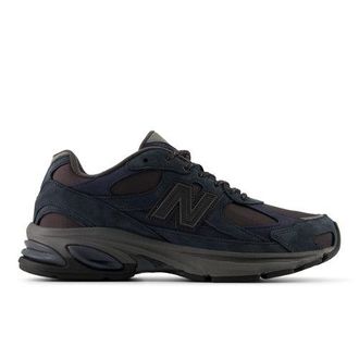 New Balance Unisexe 2010 en Gris/Noir/Bleu, Cuir, Taille 40.5 Large