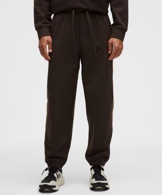 lululemon Pantalon de jogging d&eacute;contract&eacute; en Soft Jersey &eacute;pais Standard pour Hommes - Taille 2XL