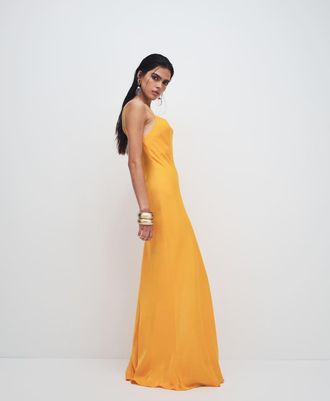 Topshop Robe nuisette ultra longue en satin avec encolure d&eacute;gag&eacute;e - Orange