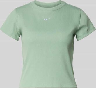 Nike Cropped T-Shirt in Ripp-Optik mit Logo