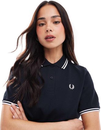 Fred Perry Polohemd in Marineblau/Wei&szlig; mit Doppelstreifen