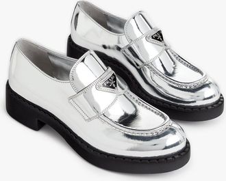 Prada Mocassins en cuir m&eacute;tallis&eacute;