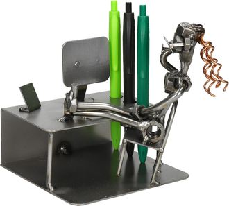 Metalika Schraubenm&auml;nnchen Chefin hinter dem Schreibtisch, Metallfigur, Metallm&auml;nnchen, Handarbeit, Handmade, Stahlfigur, Geschenkidee, Dekorative Figur +gegen