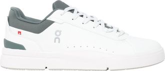 On THE ROGER Advantage Klassik-Sneaker mit Kontrast-Details in