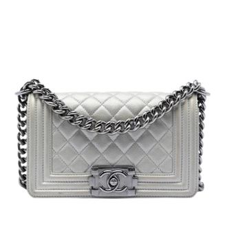 Chanel Sac bandouli&egrave;re matelass&eacute; en caviar pr&eacute;-aim&eacute; - Femme - Pre-owned - Gris - Taille: ONE Size