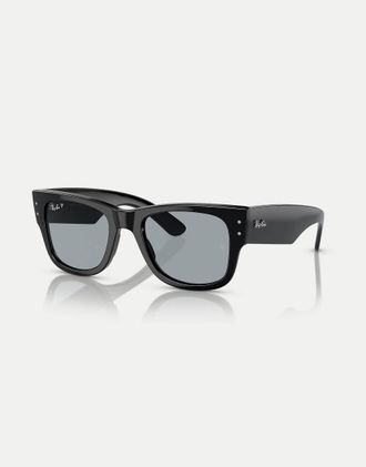 Ray-Ban Mega Wayfarer - Eckige, polarisierte Sonnenbrille in Schwarz mit Gl&auml;sern in Blau