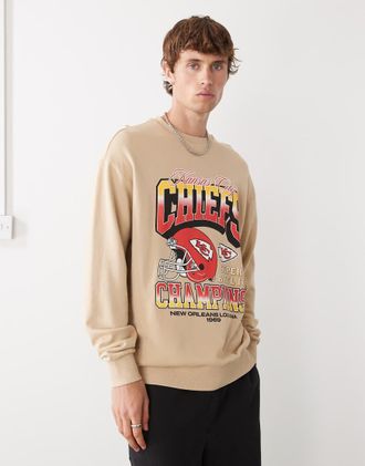 New Era Sweat oversize à imprimé Kansas City Chiefs - Beige-Neutre