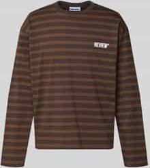 Review Gestreiftes Langarmshirt mit Logoprint vorne und hinten