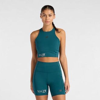 New Balance Damen London Edition NB Sleek Storage Race Crop in Gr&uuml;n, Polyester, Gr&ouml;&szlig;e L