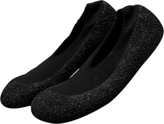 Generic Chaussures Plates féminines légères pour Sport en intérieur avec Semelle absorbante et Flexible idéales pour Saut Yoga Fitness (Black, 41)