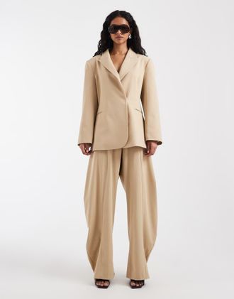 Asos Pantalon horseshoe habill&eacute; densemble &agrave; superpositions - Taupe-Neutral