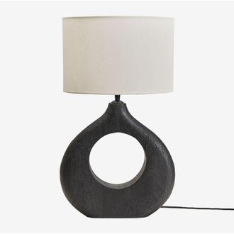 Sklum Sklum - Joana Tischlampe aus Mangoholz Schlichtes Schwarz