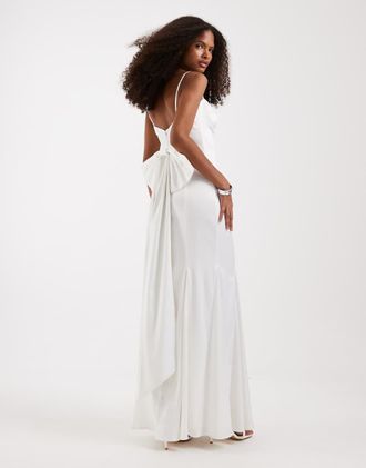 Tfnc Robe de mari&eacute;e longue en satin avec d&eacute;collet&eacute; en coeur, ourlet en mousseline et noeud au dos - Ivoire-Blanc