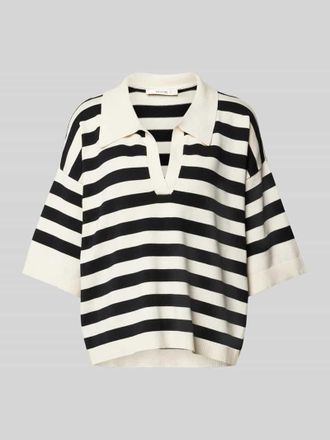Gestuz Strickshirt mit Umlegekragen und V-Ausschnitt