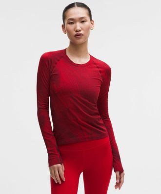 lululemon Haut manches longues Swiftly Tech New Year 2.0 Longueur taille pour Femmes - Rouge/Burgundy - Taille 10