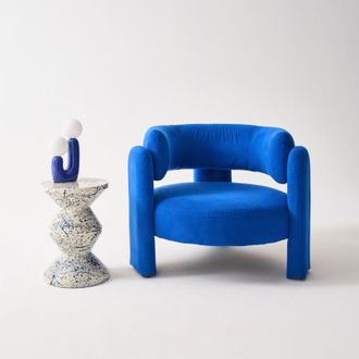 Sweeek Table dappoint. bout de canap&eacute;. table de chevet acier &eacute;maill&eacute;. motif mouchet&eacute; bleu &Oslash;33 x H 47cm - Zina