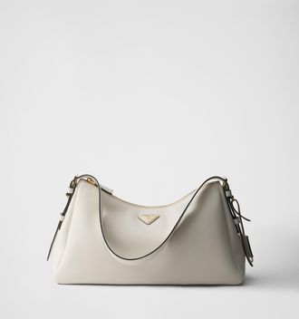 Prada Aimée Große Schultertasche aus Leder