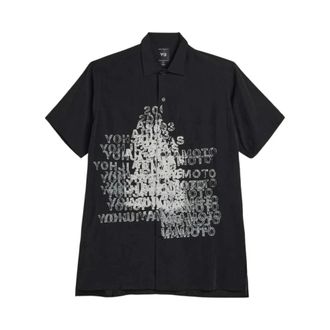Yohji Yamamoto Homme, Chemises, Noir, Taille: M Placed Graphic Short Sleeve Long Shirt