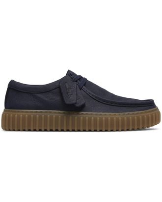 Clarks Schn&uuml;rschuhe Torhill aus genarbtem Leder in Mokassin-Form in